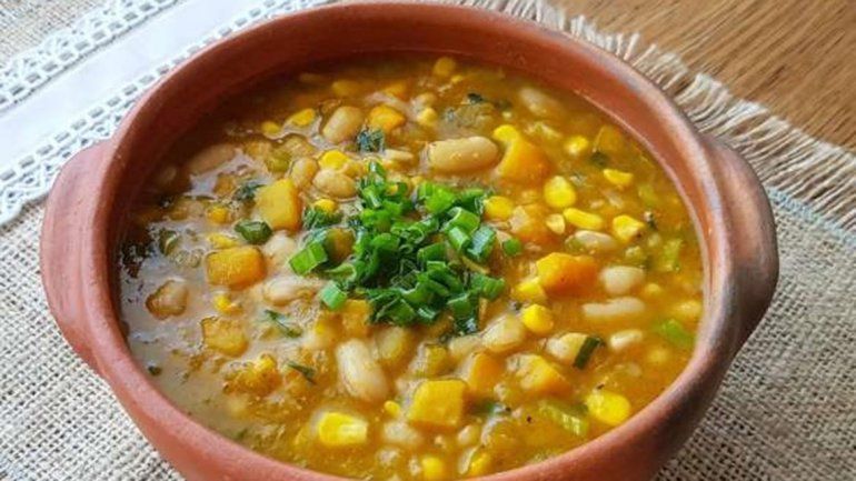 Conocé la exquisita receta del locro por el chef neuquino Walter Sales