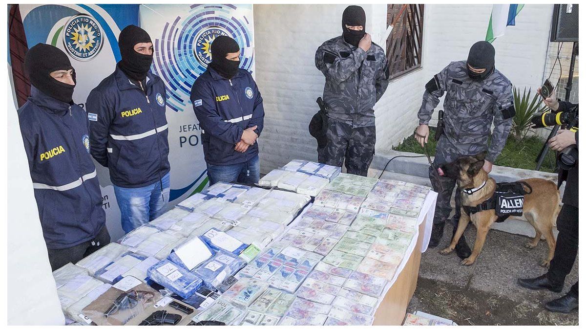 Espectacular operativo de seguridad para el traslado de los detenidos ...