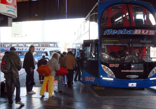 Los micros de larga distancia no cubrirán riesgos de muerte e incapacidad