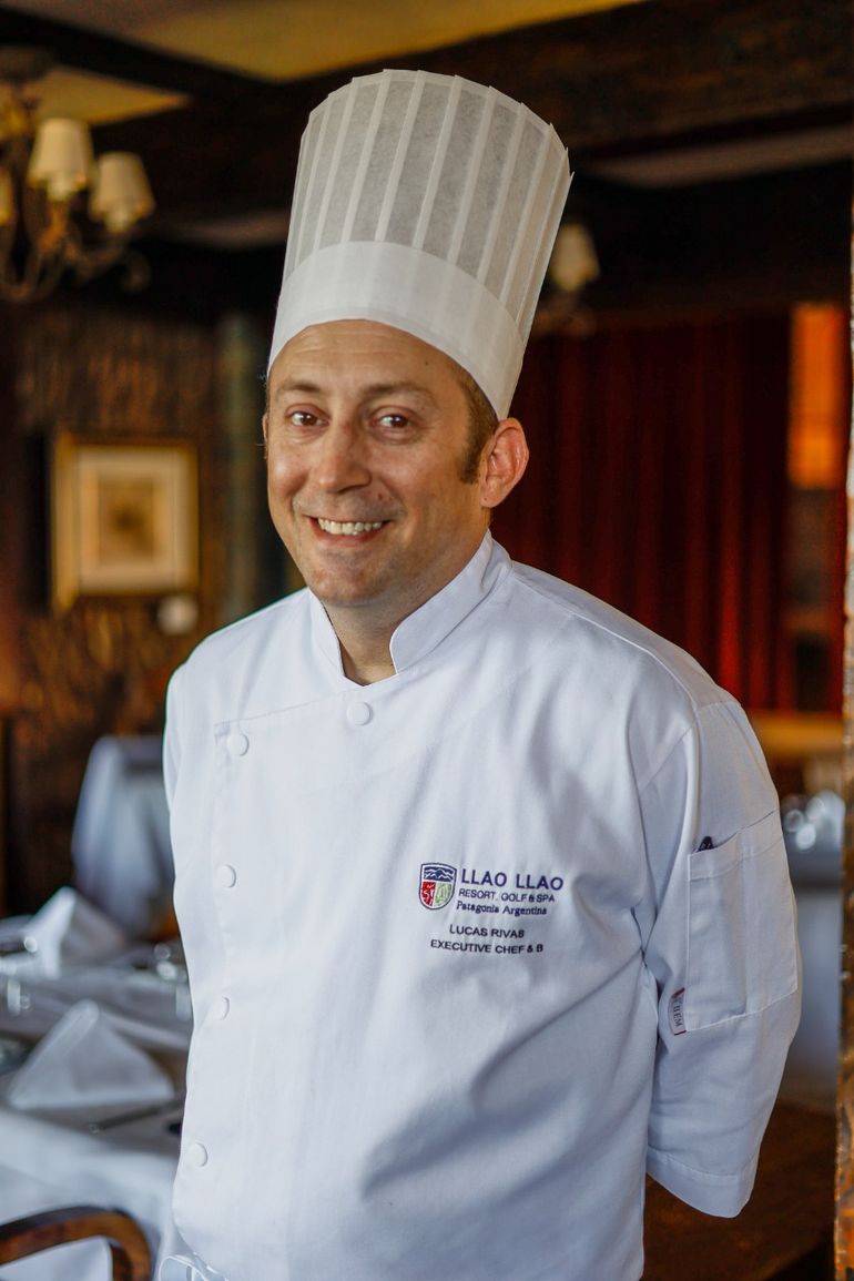 Llao Llao y Bodega Familia Schroeder en un almuerzo imperdible