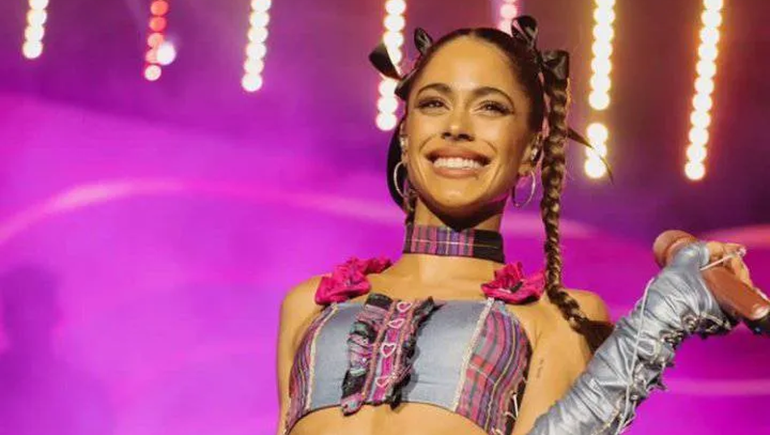 Lo dio todo: la sorpresa de Tini al cantar con un fan en Córdoba