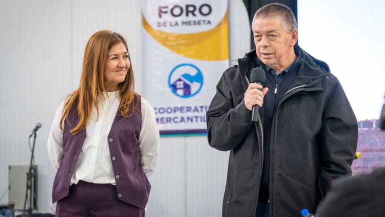 Neuquén: entregaron 347 actas de adjudicación de lotes en La Meseta