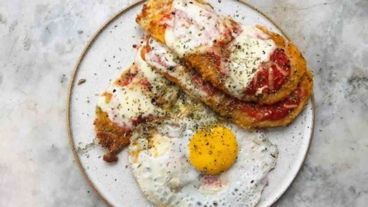¿Cómo hacer una deliciosa milanesa de berenjena a la napolitana?