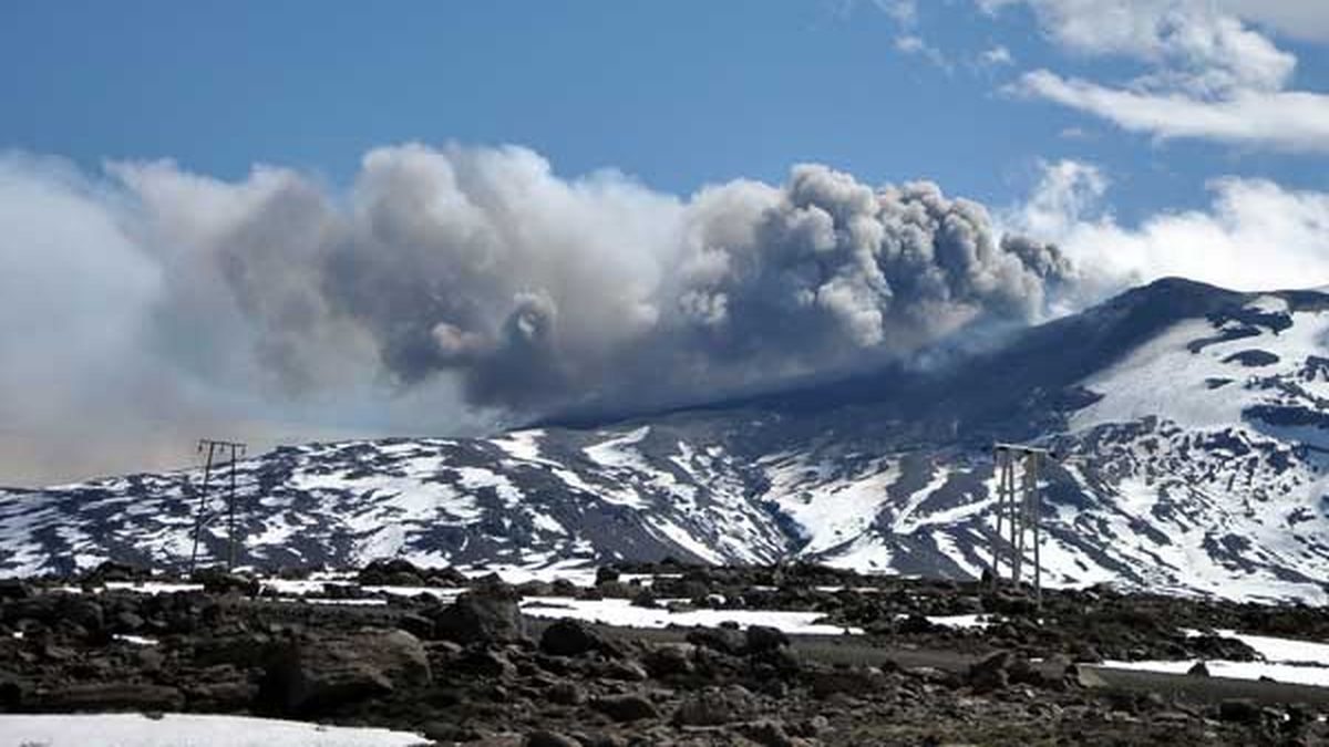 Convocan para una foto histórica al pie del volcán Copahue