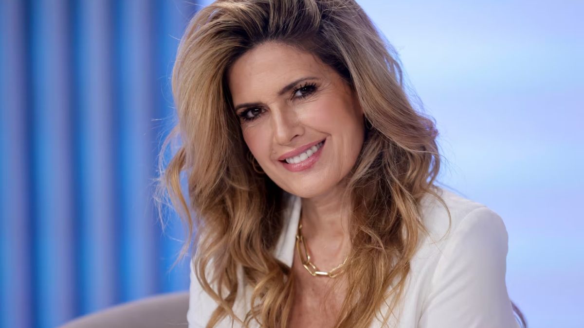 Así quedó la hija de Isabel Macedo con el pelo blanco