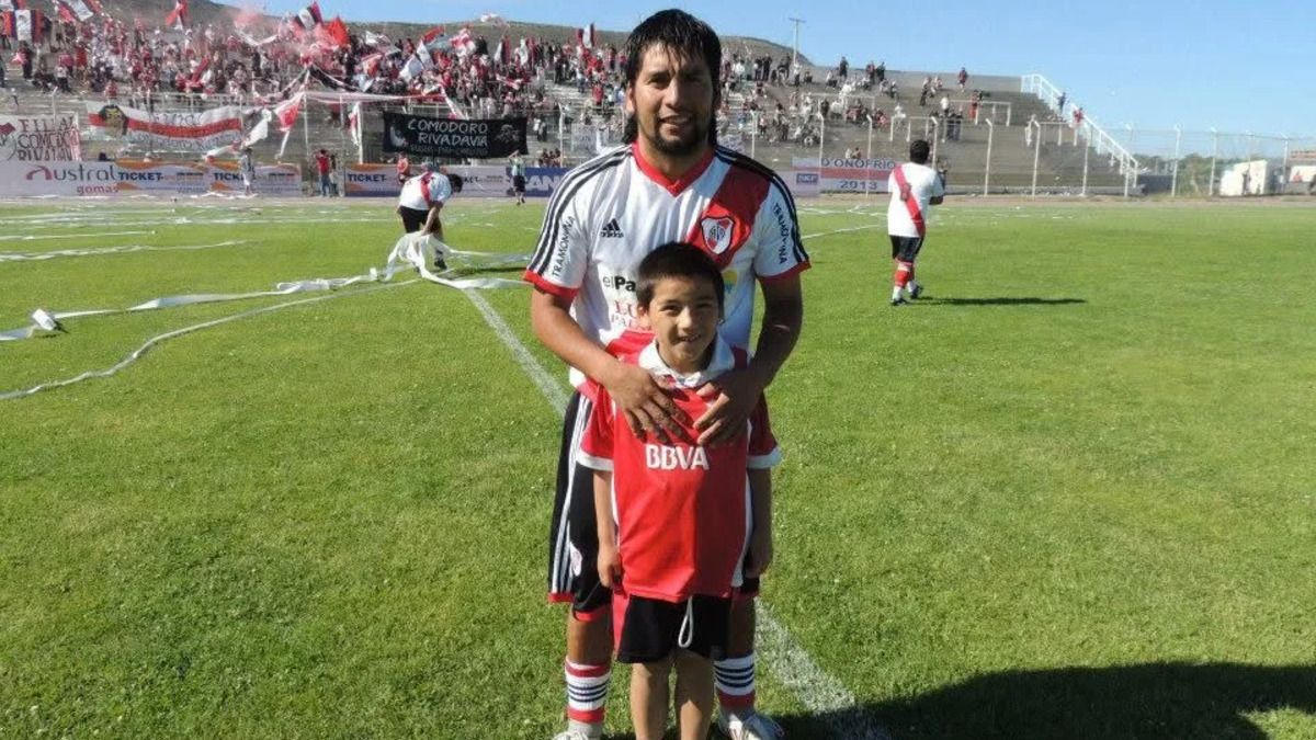 River: el papá de Ian Subiabre, futbolista y buscavidas, vendió diarios ...