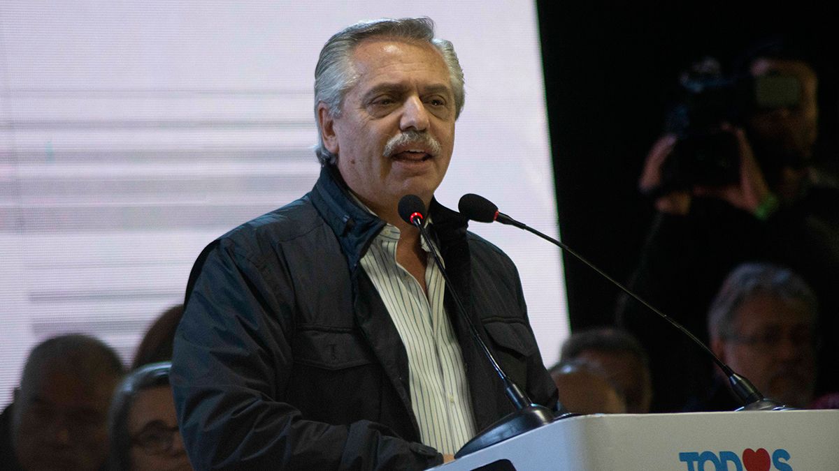 Alberto Fernández y dos temas sensibles: el avión retenido y el gran ...