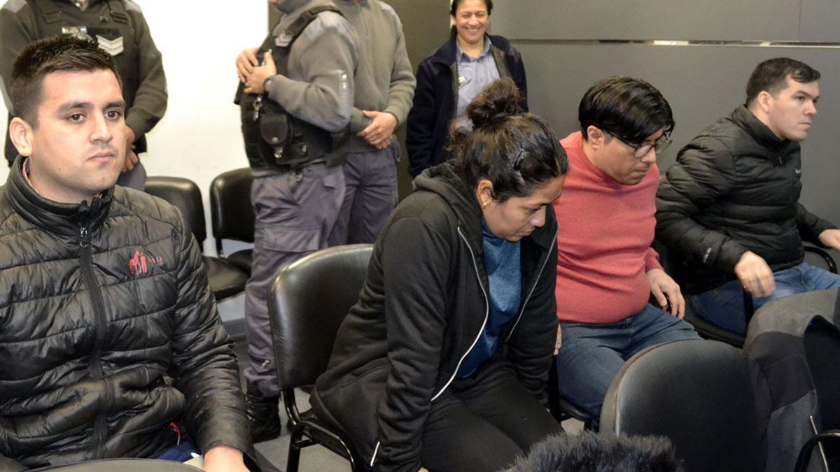 Condenan a los cuatro policías de la Comisaría 45 por el crimen de ...