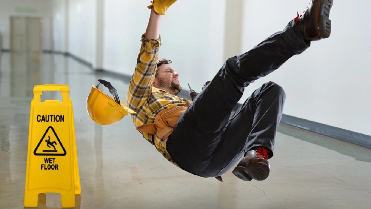 ¿Por qué soñar con caerse se asocia con vergüenza?