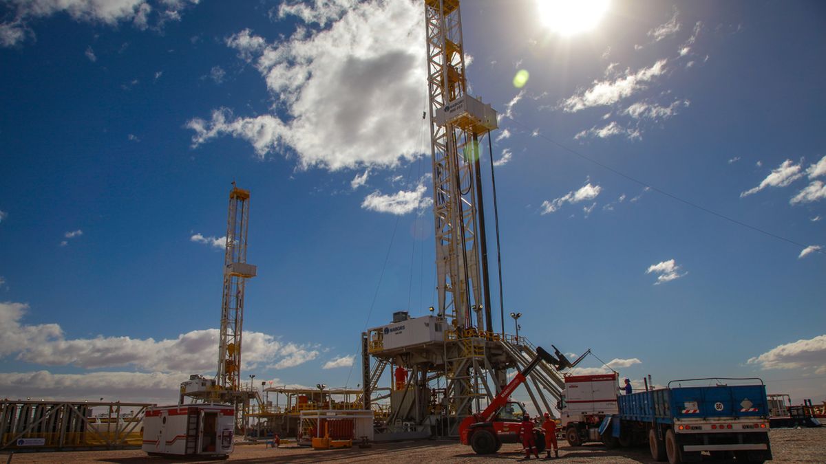 Aprueban el acuerdo de YPF y Shell para explotar Bajada de Añelo