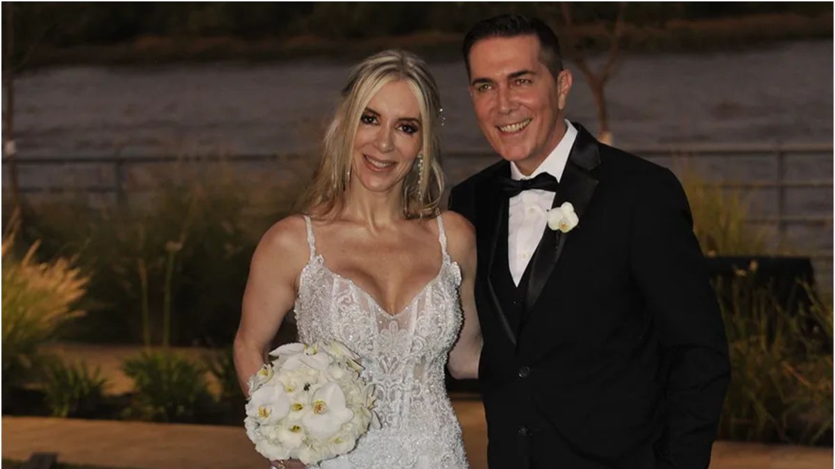 El álbum de fotos del casamiento de Rodolfo Barili y Lara Piro