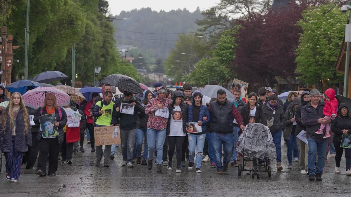En 9 fotos, la marcha para pedir justicia por las víctimas de Lolen