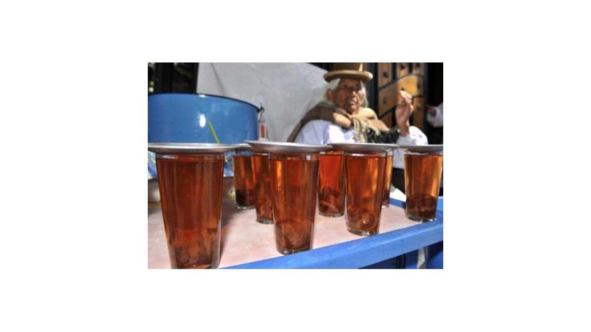 Mocochinchi, la bebida casera que Bolivia quiere usar contra la Coca Cola