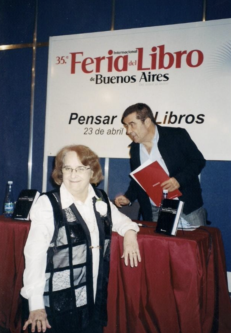 Idalia y sus grandes fotos del viejo Neuquén