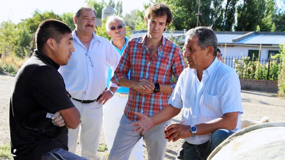 Pechi Quiroga hace campaña con Macri hasta por teléfono