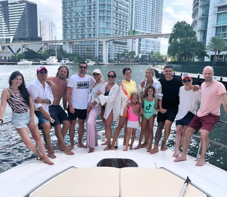 El paseo playero de Wanda Nara y Mauro Icardi en Miami