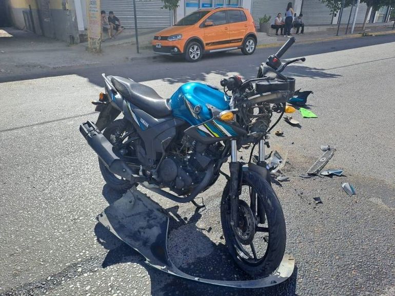 Se quedó sin la moto tras un choque por circular sin carnet ni seguro