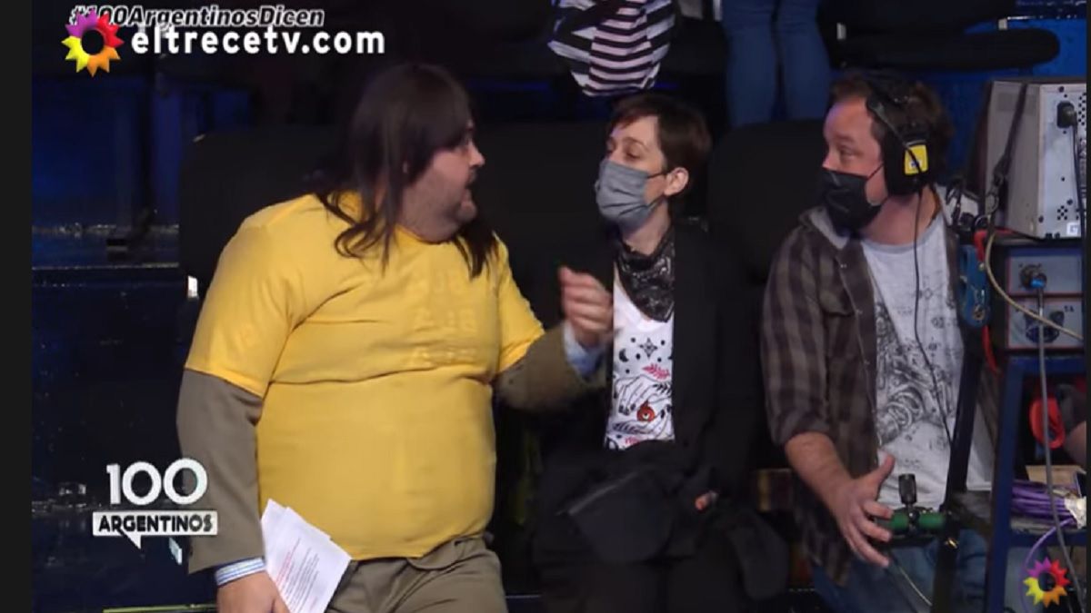 Barassi lo hizo de nuevo y se disfrazó de una participante