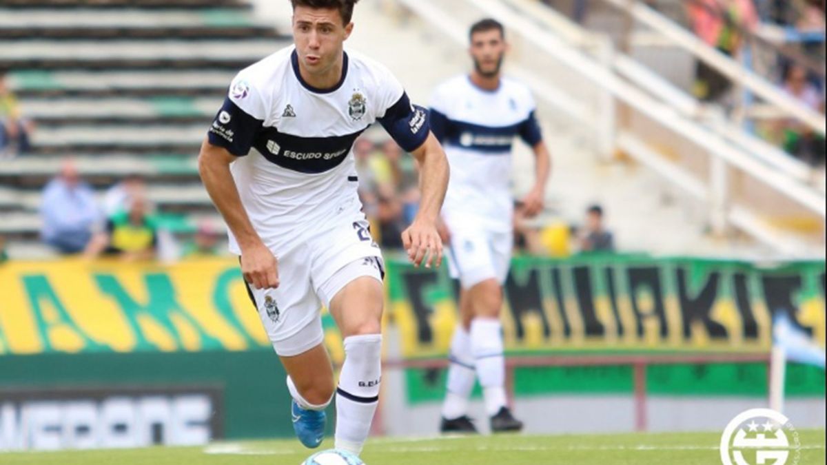 River va por el nuevo Nacho, el que se parece a Fernández