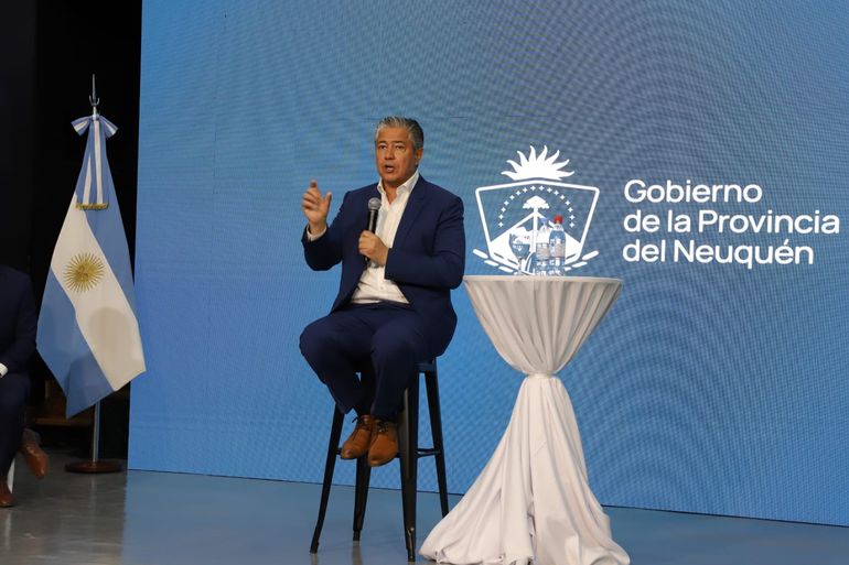Rolando Figueroa y las cuentas en el debe y el haber del 2024