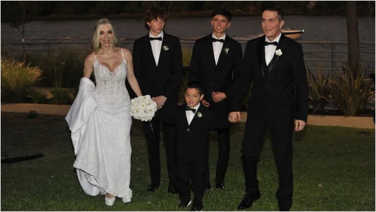 El álbum de fotos del casamiento de Rodolfo Barili y Lara Piro