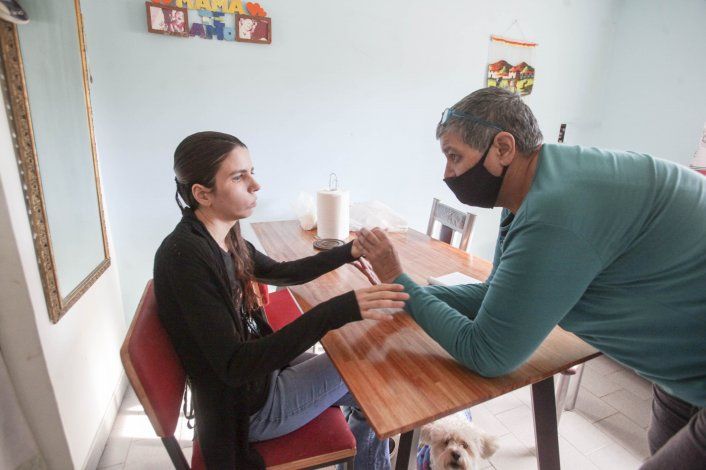 Daiana logró operarse y volvió a ver el rostro de su hijo