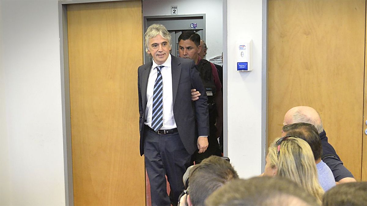 El pediatra del Garrahan, Ricardo Russo, podría cumplir su condena en ...