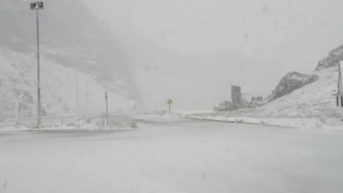 Fin de semana largo bajo alerta: fuertes ráfagas, nevadas, viento ...