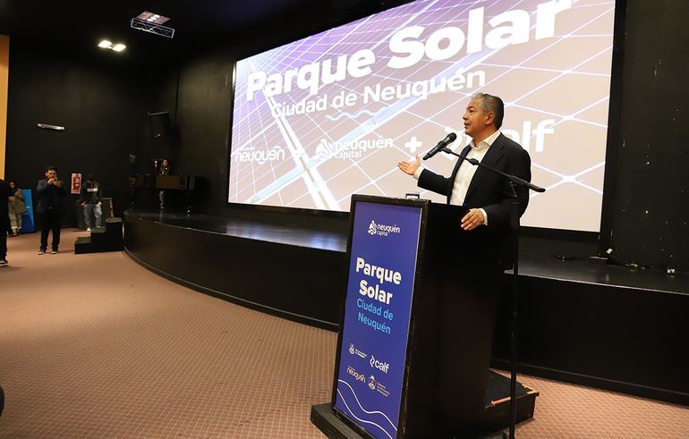 Mariano Gaido y Rolando Figueroa presentaron el Parque Solar que ...