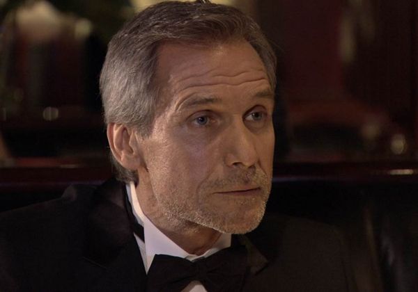 Raúl Taibo toma distancia de la imagen del galán