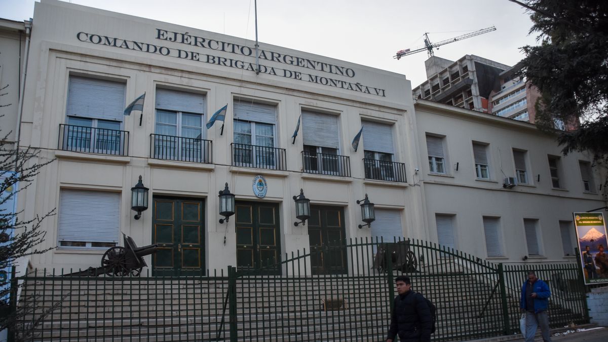 El bus turístico no tendrá parada en el Comando del Ejército