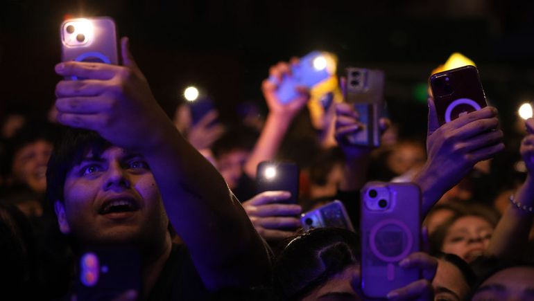 En 17 imágenes: C.R.O. hizo vibrar a los neuquinos en el Ruca Che