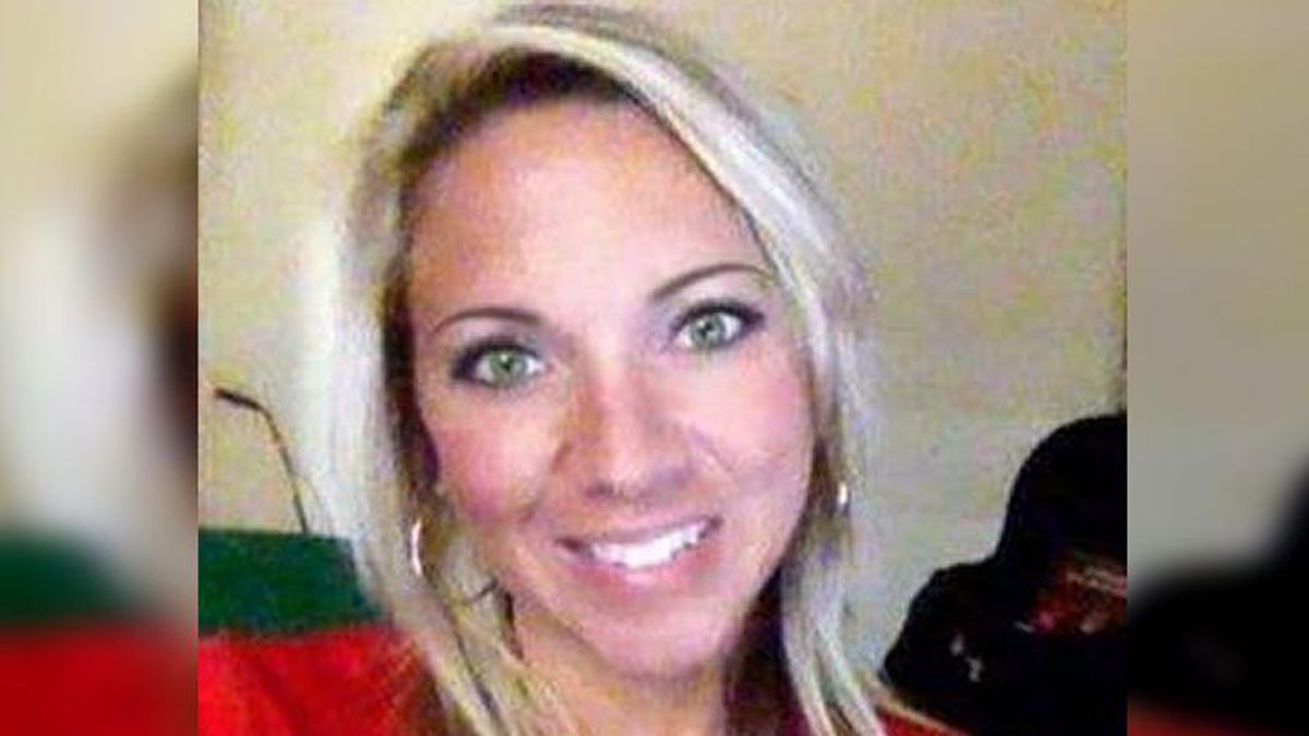 Meten presa a una maestra por tener sexo con un alumno