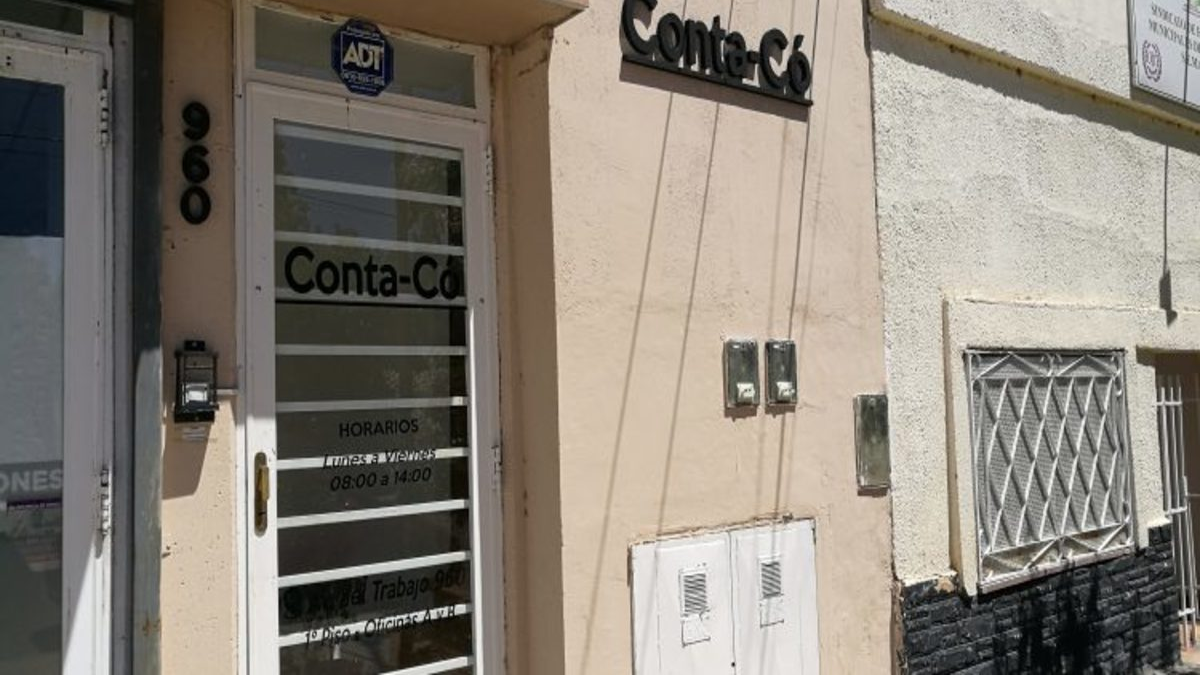 Estudio contable ofrece $40 mil para recuperar CPUs robados