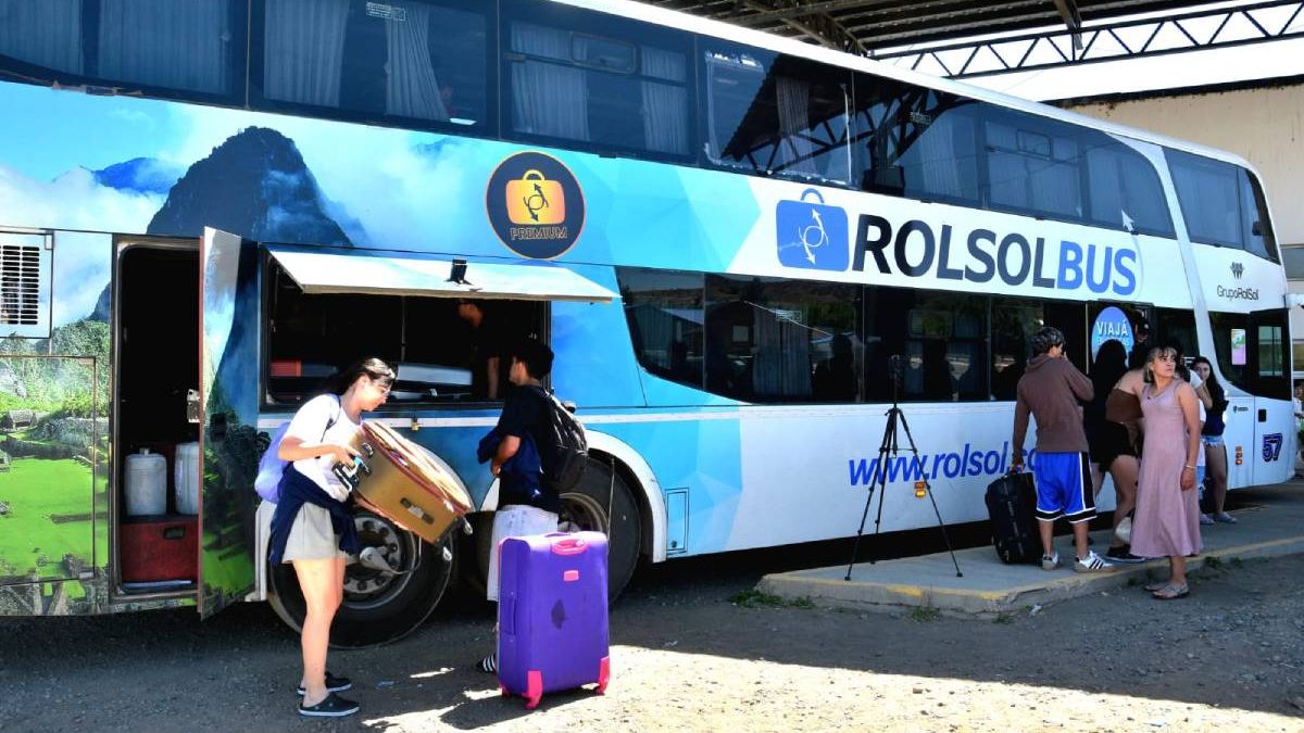 Viaje de egresados terminó en pesadilla para estudiantes de Loncopué y ...