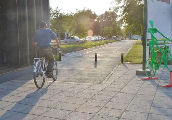 Inauguran la bicisenda que conecta el Parque Central y el puente