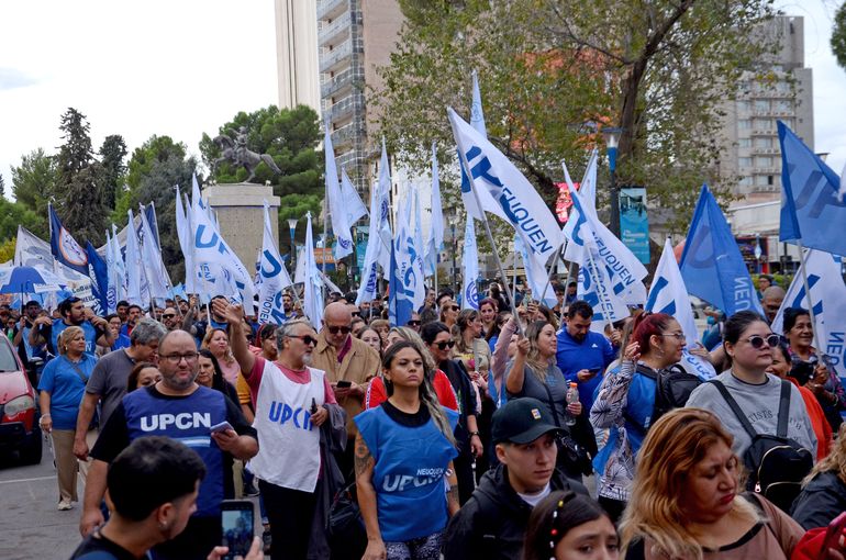 En 17 fotos, así se vivió la marcha por el paro general de la CGT en ...