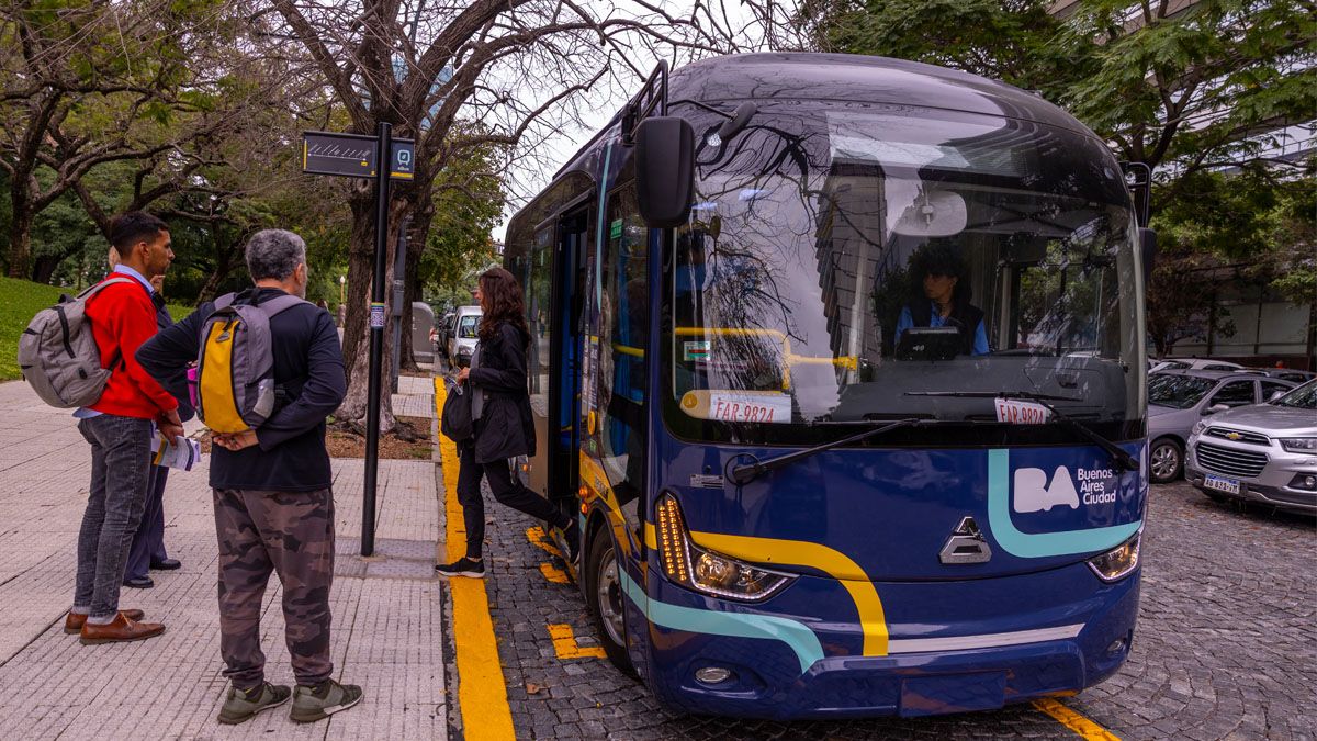 Buses eléctricos en CABA: los eligen más de 2 mil pasajeros diarios