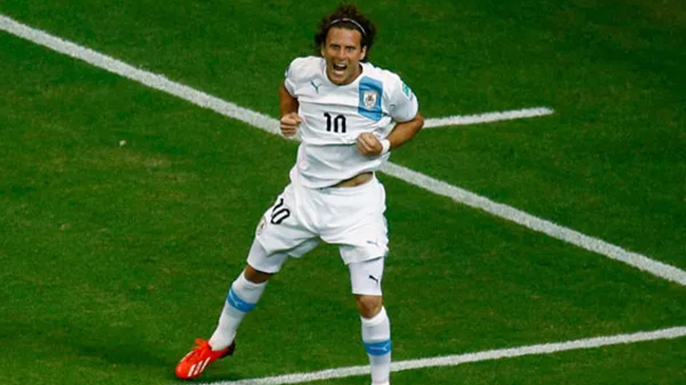 En qué nuevo deporte inició una carrera Diego Forlán, la ex estrella ...