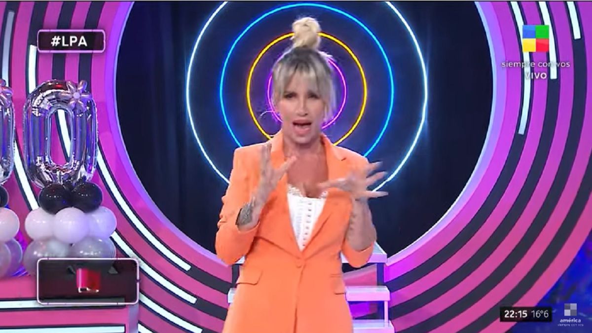 El eufórico festejo de Flor Peña por los 100 programas de LPA