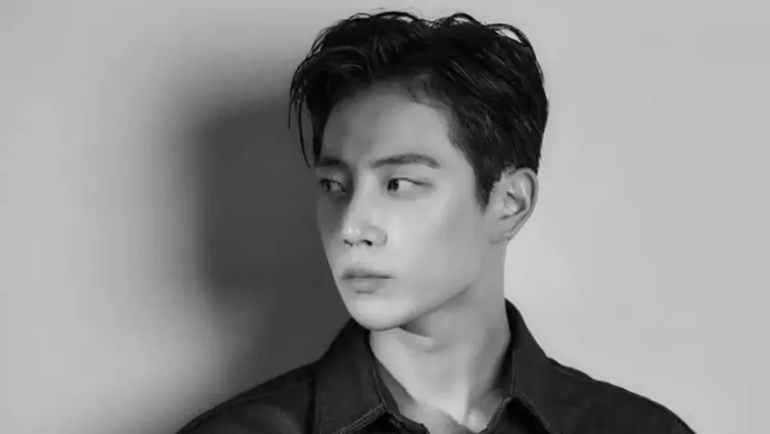 Conmoción por la muerte de Kim Jong Seok: quién era el actor y modelo ...