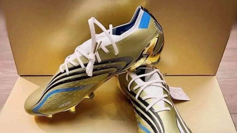 Cómo son los exclusivos botines que usa Lionel Messi