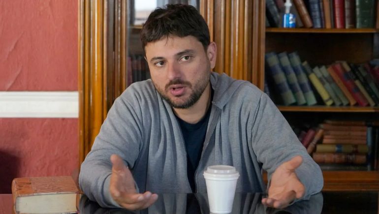 Grabois se refirió a su salud tras rumores de internación: Fue por un ...