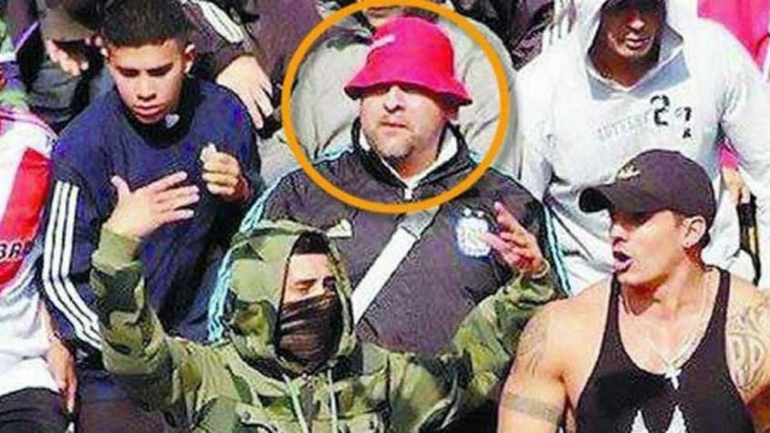 Los 6000 hinchas prohibidos en Qatar: de barras bravas a padres ...