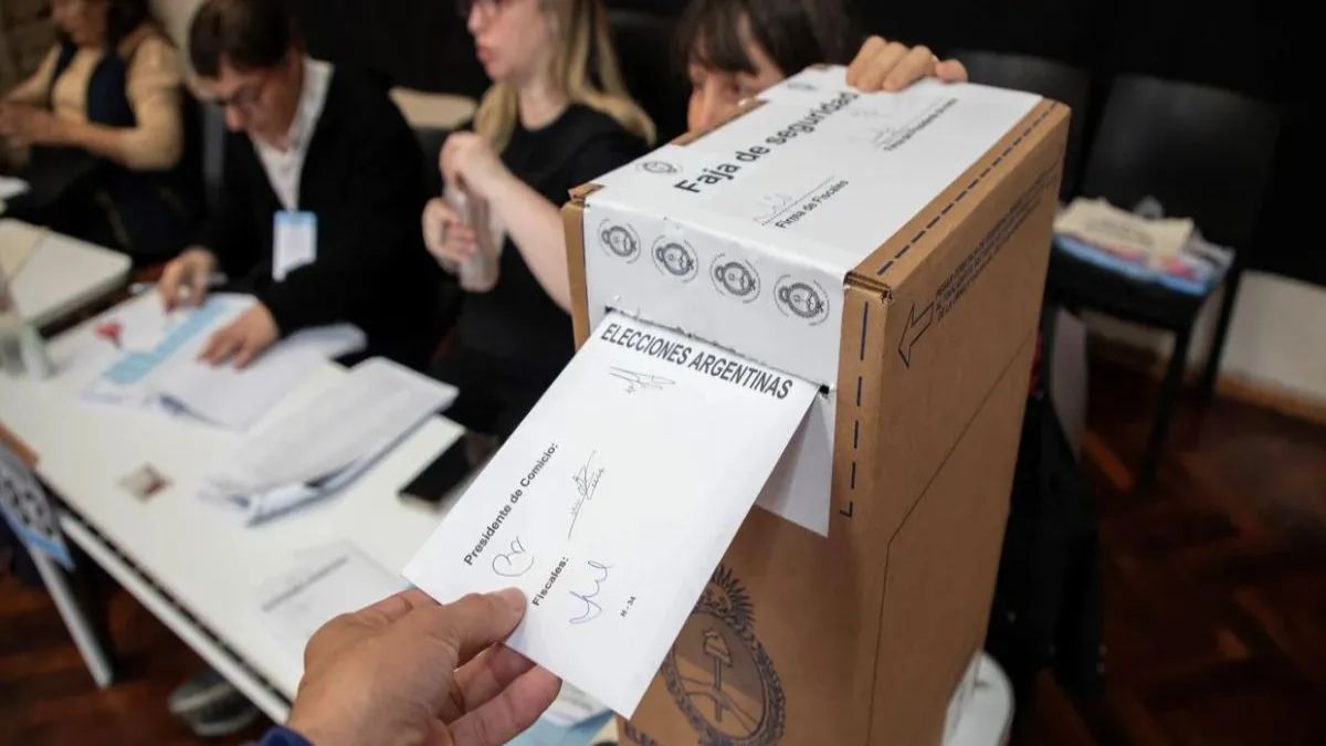 Elecciones 2023: de cara al balotaje, en qué afecta el voto en blanco ...