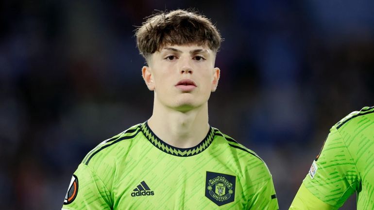 Las exóticas canilleras de Alejandro Garnacho que se hicieron virales