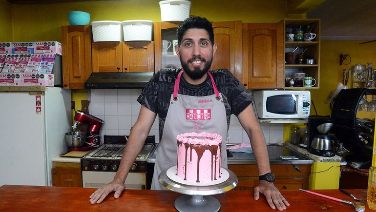 El pastelero neuquino que transforma las tortas en increíbles obras de arte