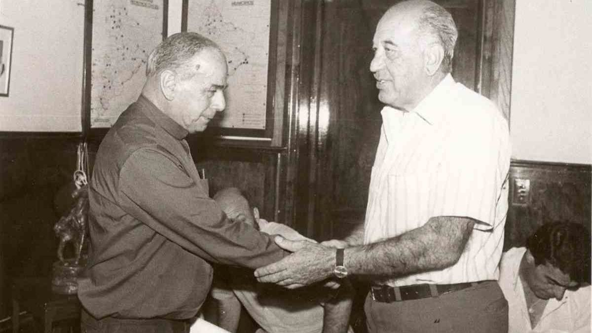 El rol de dos figuras emblemáticas en la Semana Santa de 1987: Jaime de ...