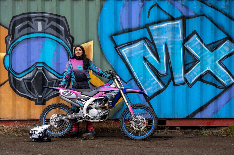 Daniela Fuentes, una apasionada del motocross que busca más pista