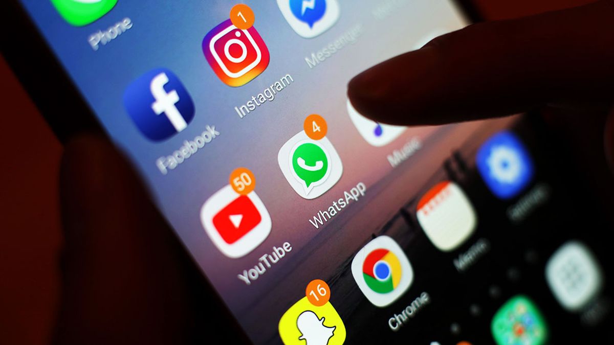 ¿Cómo entrar a WhatsApp Web con un código QR?
